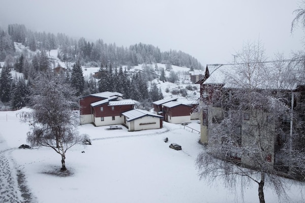 300m Du Centre Station, Piscine, Parking, Télévision, Casier à Ski, 28m², Val Cenis - Lanslevillard