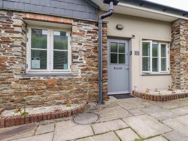 Pen-y-les, Family Friendly, Country Holiday Cottage In Wadebridge - Port Isaac