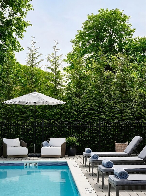Best Place To Stay In East Hampton W/ Free Parking & Breakfast! 4 Relaxing Units - East Hampton