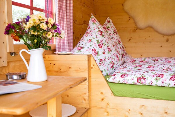 Ferienhaus Bio-bauernhof Schöneweiß - Schäferwagen - Frankenau