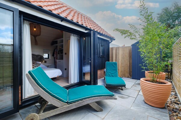 Mission Lodge - Sleeps 2 Guests  In 1 Bedroom - Thorpeness