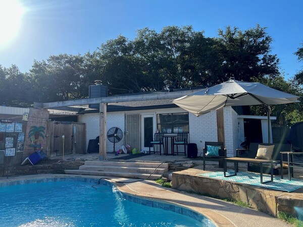 Lake House With A Private Pool Near Lake Ray Hubbard And Downtown Dallas - Garland, TX