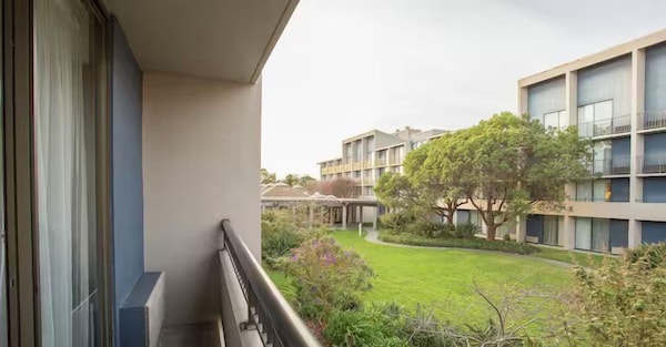 Nature's Beauty At Your Doorstep! Balcony, Pets Allowed, Near Golden Gate Fields - Berkeley, CA