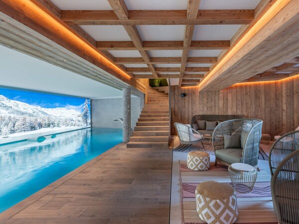 Neues Ski-in/ski-out-apartment In Courchevel 1850 Mit Pool, Spa Und Panoramablick - Courchevel