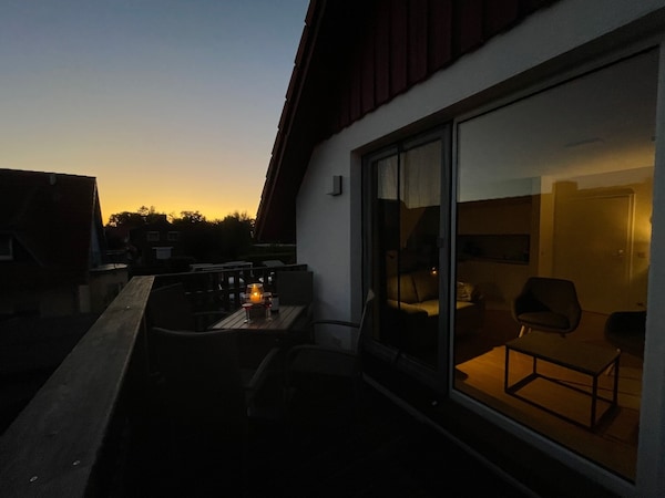Central, Modern Apartment For Max. 5 People, Balcony, Parking Space, Wlan, Quiet Location - Zingst