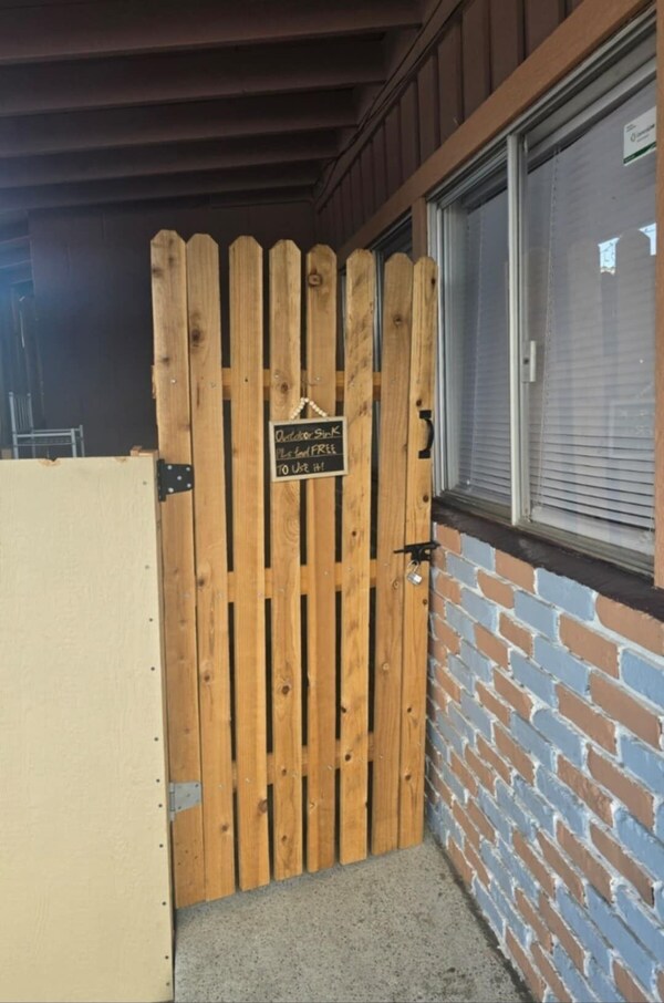 2 Bedroom Cozy Guesthouse Near The Strip - Las Vegas