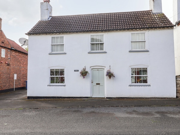 Tivoli, Pet Friendly, Character Holiday Cottage In Elkesley - Sherwood Forest