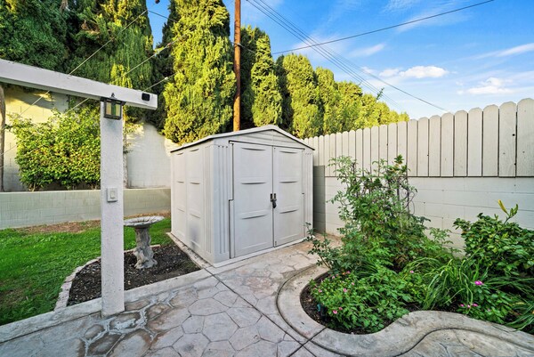 Disney Dream Home: Playground, Yard & Game Room! - Anaheim, CA
