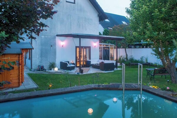 Enjoy Berlin In A Relaxed Way - "Free & Relaxed" - Berlin