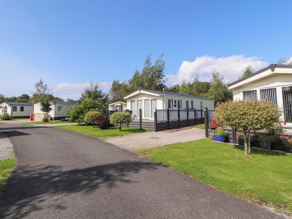 41, Grandma's Cottage, Pet Friendly, With A Garden In Carnforth - 莫克姆