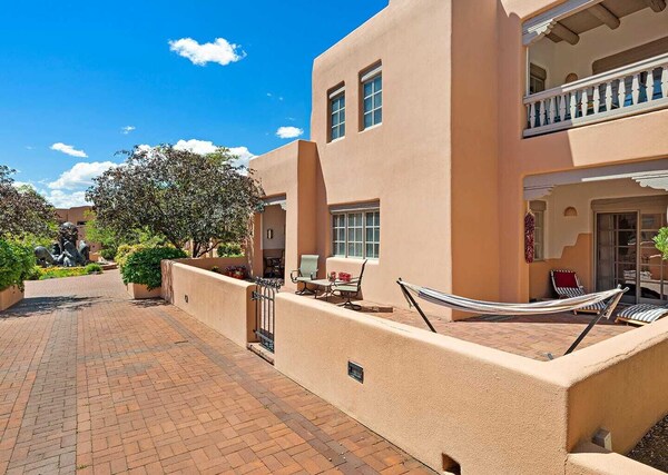 Updated 2-bedroom Condo For 4 At Quail Run, Golf, Pool, Hot Tub, And More! - Santa Fe, NM
