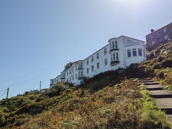 Starfish, Pet Friendly, Country Holiday Cottage In Sennen Cove - Sennen Cove
