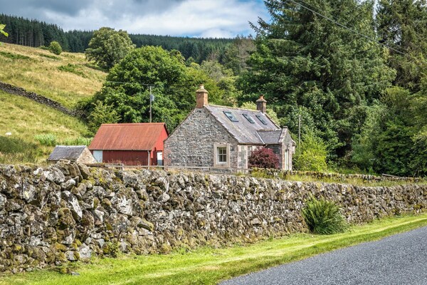 Prince's Cottage, Pet Friendly, Character Holiday Cottage In Moniaive - Lochinvar