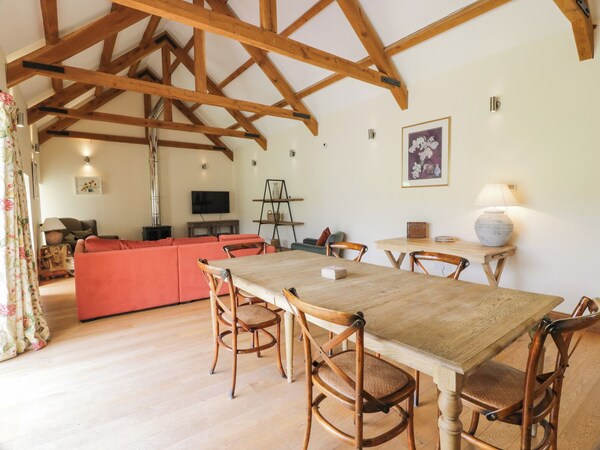 Kilnmark Bothy, Pet Friendly, Character Holiday Cottage In Moniaive - Ayrshire