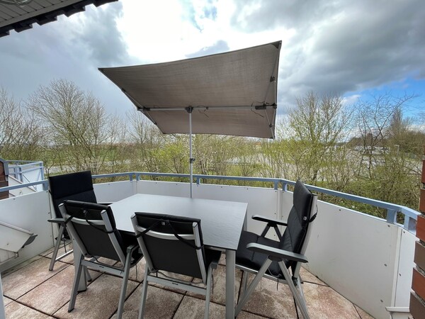 Schöne Moderne Ferienwohnung Windjammer Für 6 Pers. + Hund - Greetsiel