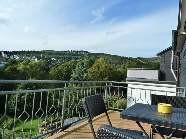 Ferienwohnung, 65qm, 2 Schlafzimmer, Max. 4 Personen - Schmallenberg