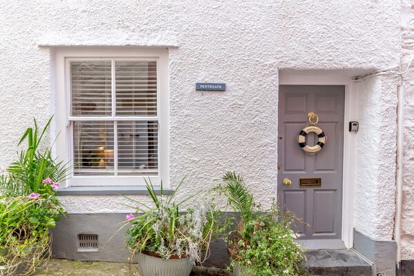 Pentreath, Pet Friendly, Character Holiday Cottage In Kingsand - Saltash