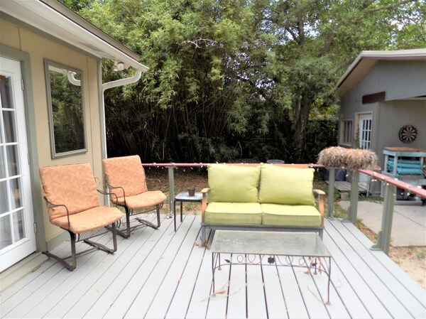 Minutes From Marinas, Downtown, Bases And More! - Warrington, FL