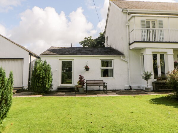 Little Claremont, Pet Friendly, With A Garden In Yelverton - Tavistock