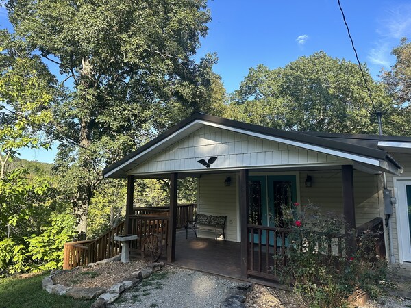 Cozy Home With River View - Grand Gulf State Park, Koshkonong