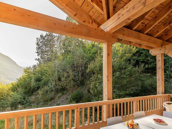 Family Comfort In Champagny: 4 Rooms, 8 Pers, Wifi Included - Courchevel 1850