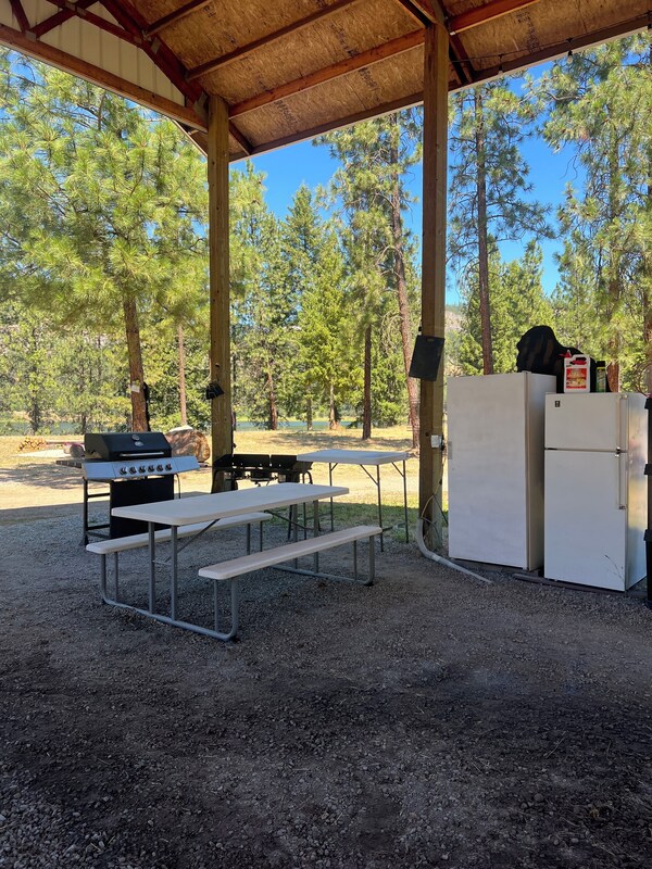 Tiny House Lake Roosevelt - State of Washington
