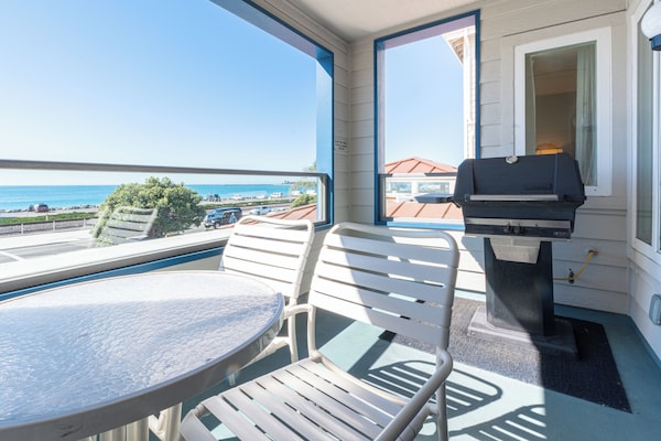 Make Your Trip More Enjoyable! 2 Relaxing Units, Free Parking, Pool, Beachside! - Dana Point, CA