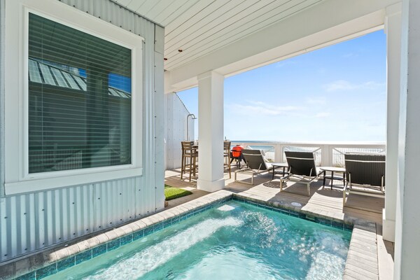 Beachfront Home Sugar Sands - Sleeps 18, Private Pool, Beachfront, Family Fun - Panama City Beach, FL