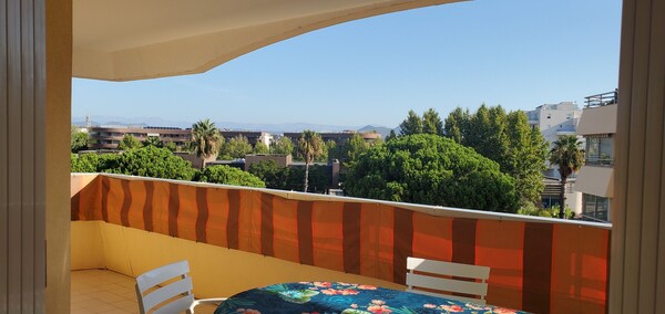 Fréjus Plage La Miougrano, T2/3  49m2, 5 Personn - Plage de Saint-Aygulf